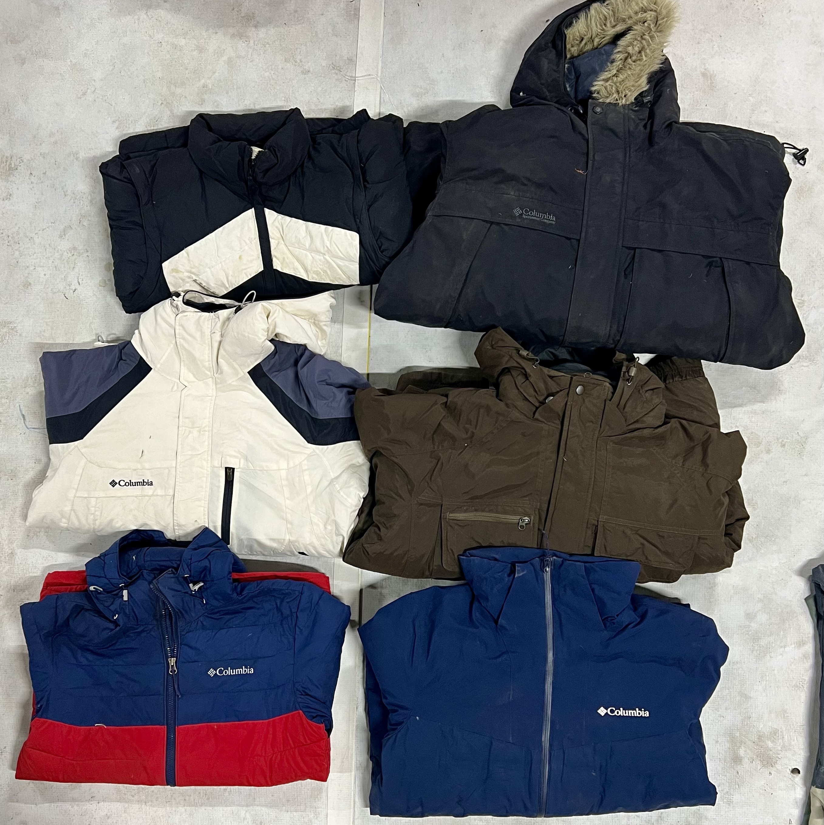 Branded Columbia Puffer Jackets - 11 Pieces | Vintage Wholesale ...
