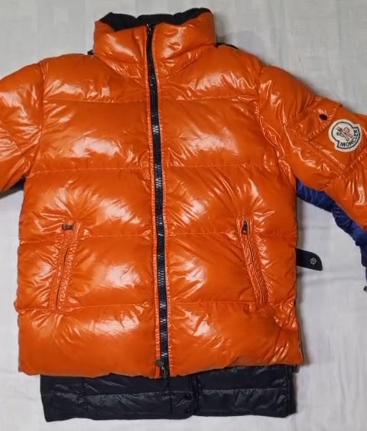 Moncler Jackets | Vintage Wholesale Marketplace - Bulk Vintage ...